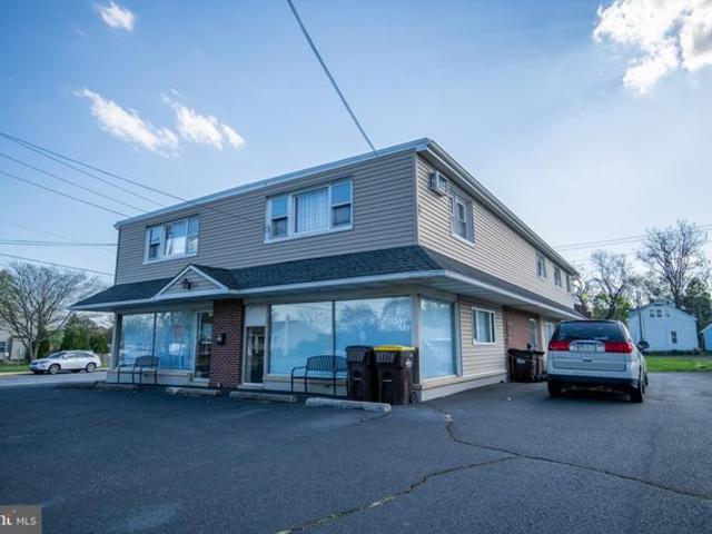 334 Washington St, East Greenville, PA 18041