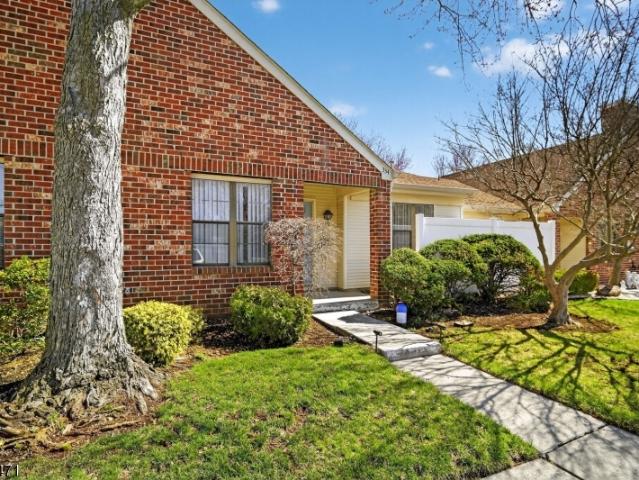 334 Wycoff Way