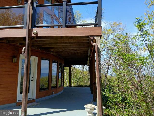 334 Tomahawk Lane