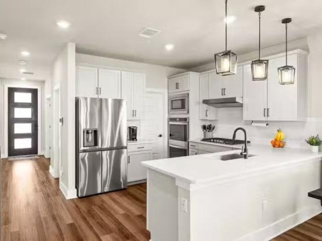 334 Victoria Peak Loop, Dripping Springs, TX 78620 MLS 1912230