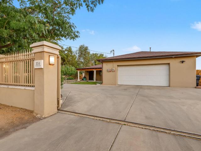 334 Vineyard Road NW