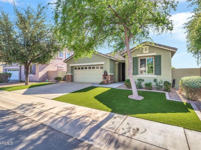 3354 N Los Alamos