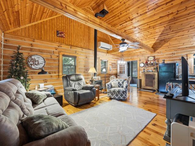 3354 Bluff Road