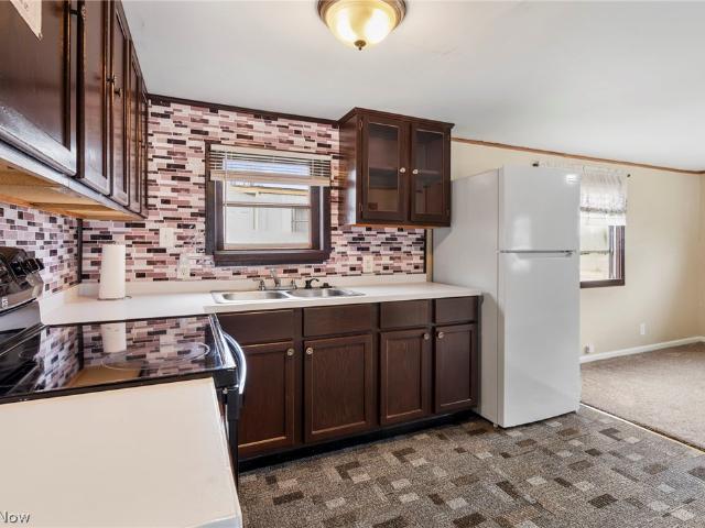 3354 Hilton Street NW 33
