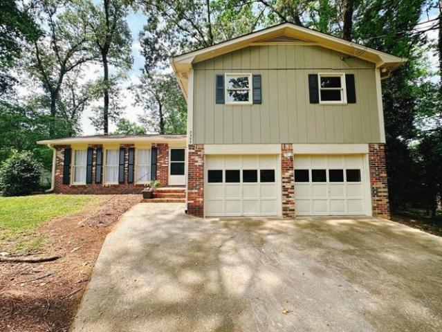 3355 Hill Dr, Duluth, GA 30096