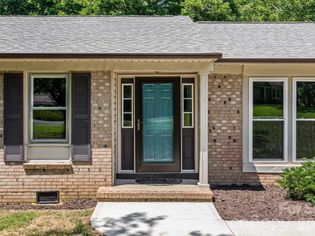 3355 Kingsfield Road