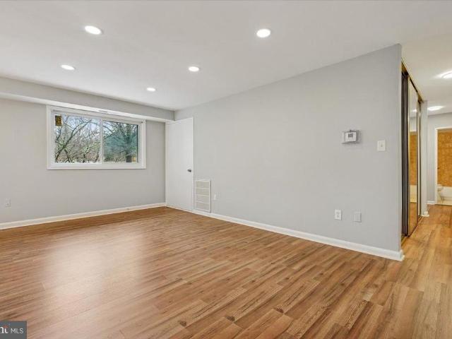3355 University Boulevard W # 206