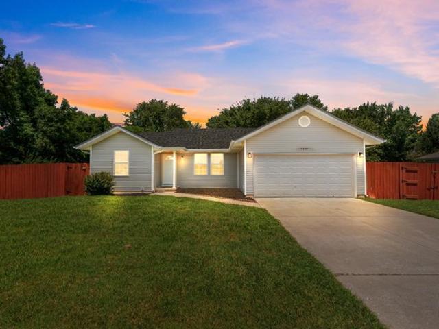 3355 W Nichols St, Springfield, MO 65803