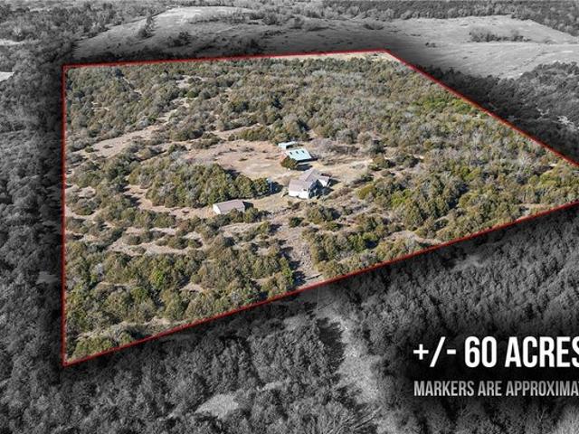 3356 County Road 425, Berryville, AR 72616