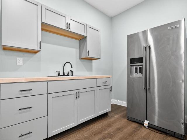 3356 W 44th St 3 Bedroom Apartment for Rent at 3356 W 44th St, Cleveland, OH 44109 Clark Fulton