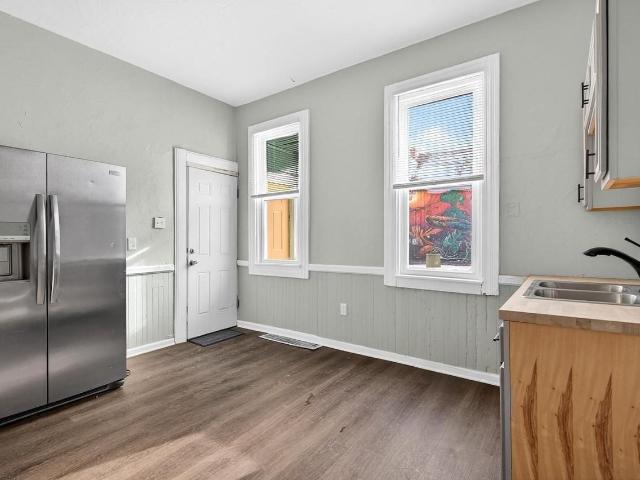 3356 W 44th St 3 Bedroom Apartment for Rent at 3356 W 44th St, Cleveland, OH 44109 Clark Fulton
