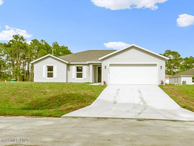 3357 Navajo Ave, Palm Bay, FL 32908