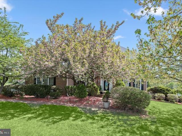 3357 Danmark Dr, Glenwood, MD 21738