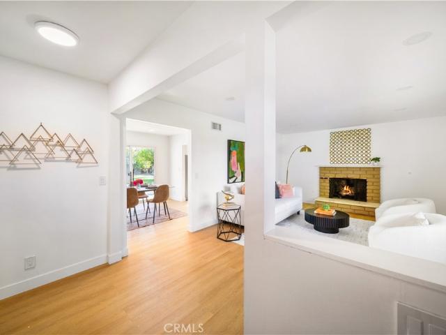 3357 W Olinda