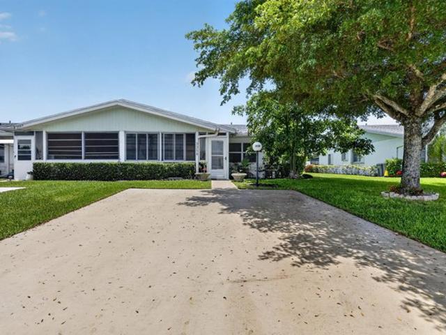 3358 Christopher St, West Palm Beach, FL 33417