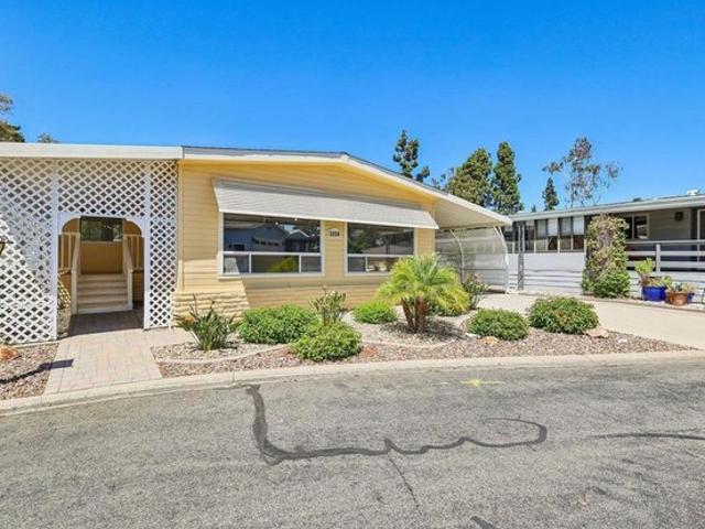 3358 Don Diablo Dr, Carlsbad, CA 92010