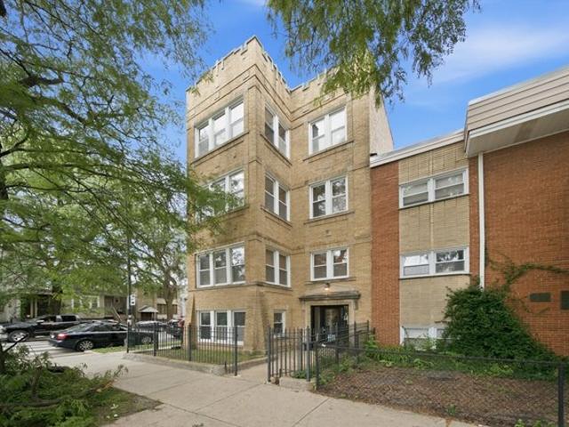3358 W Hutchinson St Apt 3, Chicago, IL 60618