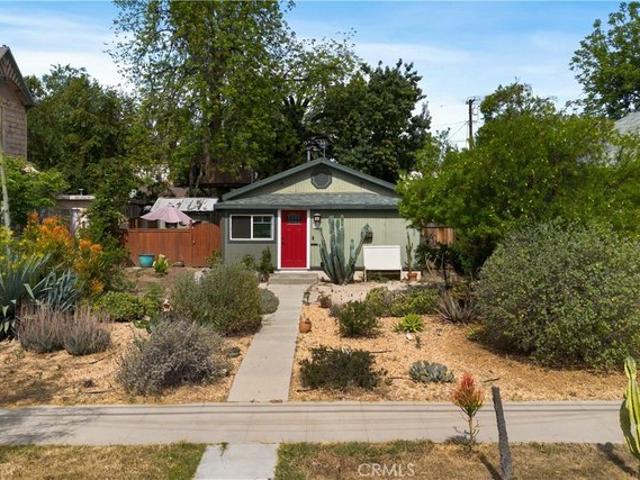 3359 Locust St, Riverside, CA 92501