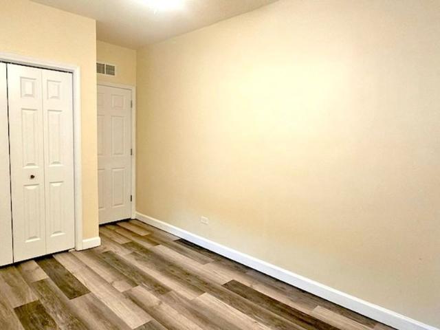 3359 S. Ashland 3 Bedroom Apartment for Rent at 3359 S Ashland Ave, Chicago, IL 60608 McKinley Park