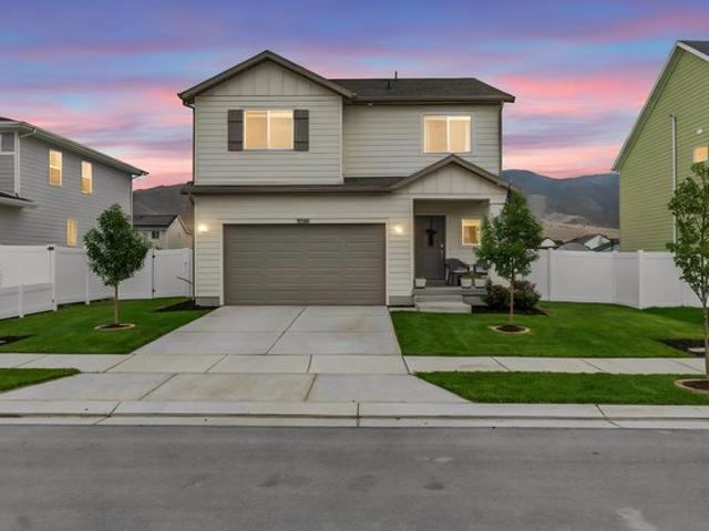 3350 N Flicker Dr, Eagle Mountain, UT 84005