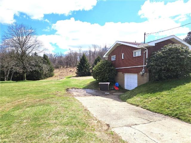 3350 New Texas Rd, Pittsburgh, PA 15239 | MLS #1745 | Compass