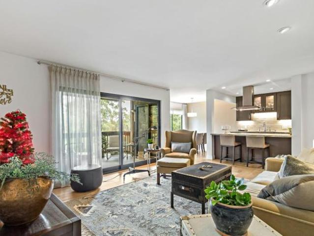 3350 Brittan Ave 8, San Carlos, CA 94070