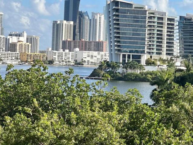 3350 192nd St NE #5H B, Aventura, FL 33180