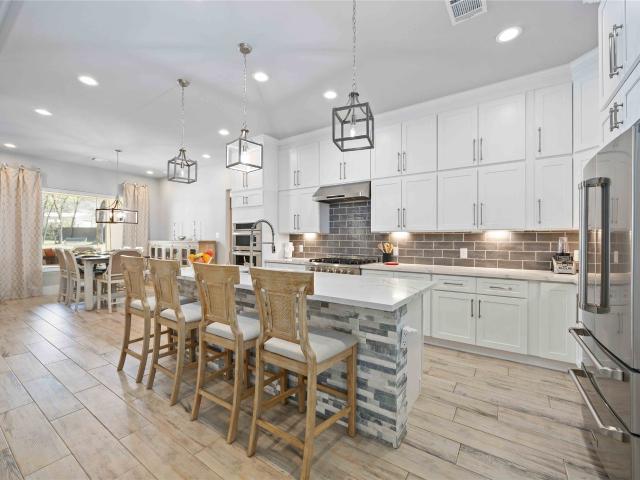 33510 Walnut Xing