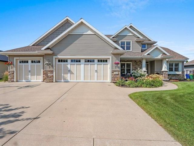 3351 Cottage Hill Dr, Green Bay, WI 54311