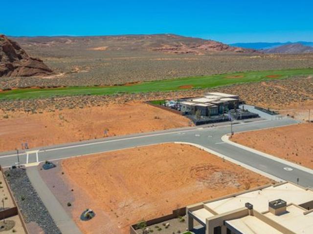 3351 S Cottontail Way Unit 60, Hurricane, UT 84737