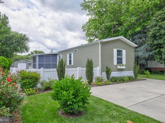 33520 Buttercup St, Lewes, DE 19958