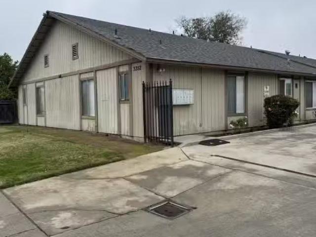 3352 N Marks Ave #, Fresno, CA 93722