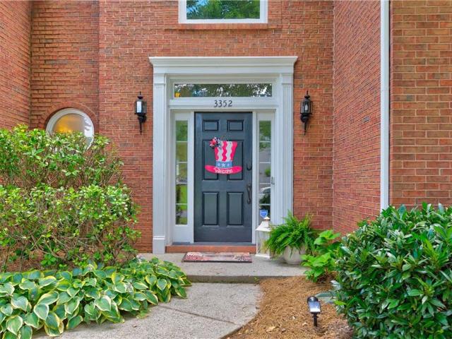3352 Pigeon Hawk Court
