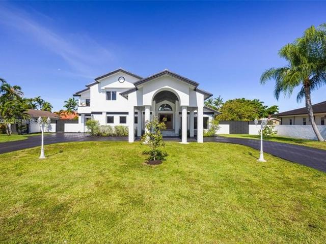 3352 SW 110th Ave, Miami, FL 33165