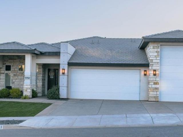 3352 S Pecos Dr, Washington, UT 84780