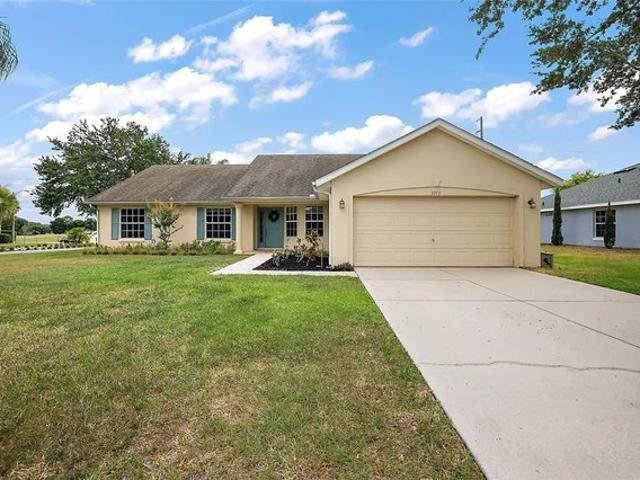 3353 Abaco Dr, Tavares, FL 32778