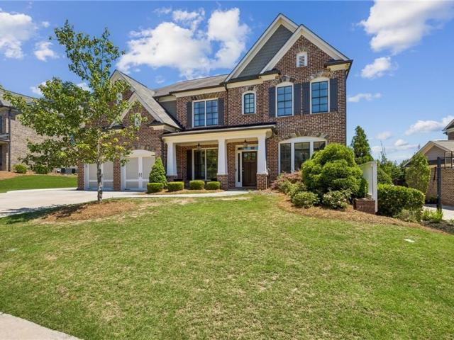 3353 Laurel Leaf Way