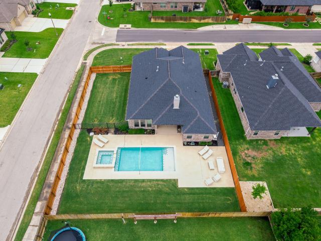 3353 Stonington Way