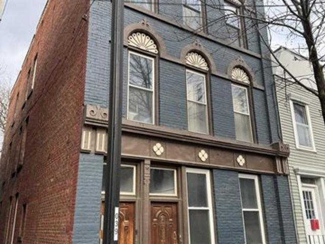 335 1st St, Troy, NY 12180