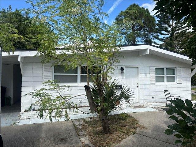 335 80th Ave NE, Saint Petersburg, FL 33702