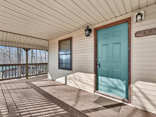 335 Country Ln