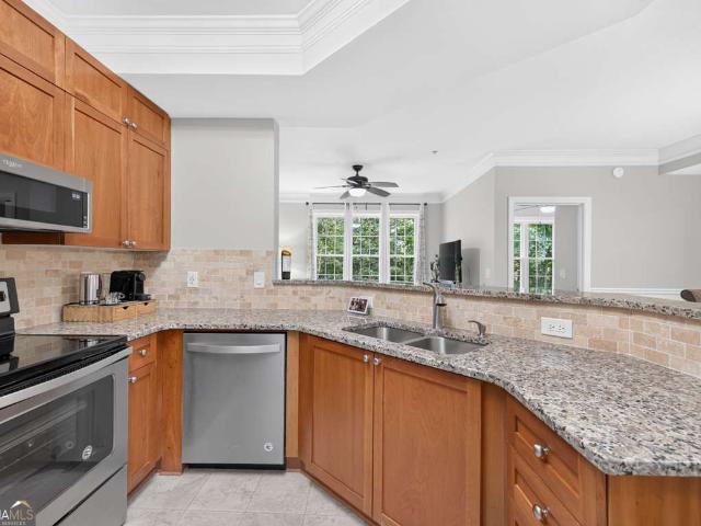 335 Ashford Circle
