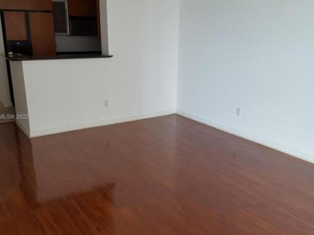 335 Biscayne Blvd S #1804, Miami, FL 33131