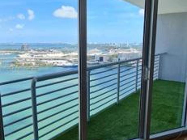 335 Biscayne Blvd S #3610, Miami, FL 33131