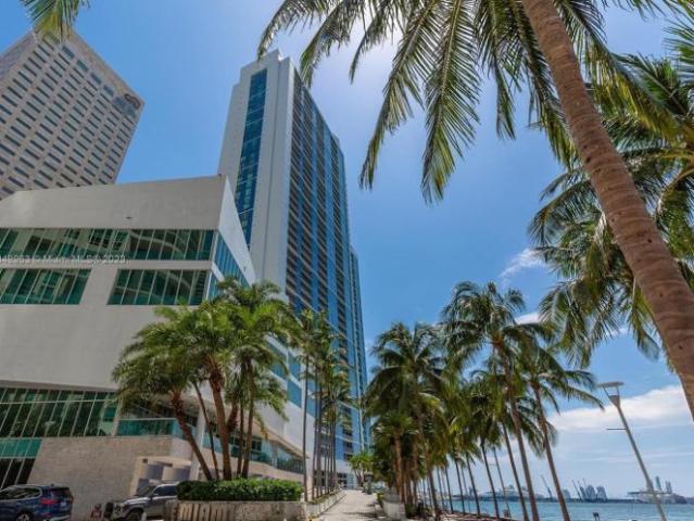 335 Biscayne Blvd S #3202, Miami, FL 33131
