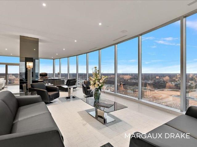335 Bridge Street # 3200