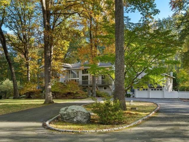 335 Georgetown Rd, Weston, CT 06883