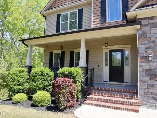 335 Gwendolyn Way