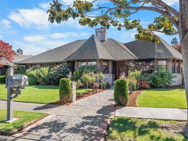 335 Davila Ct, Sonoma, CA 95476