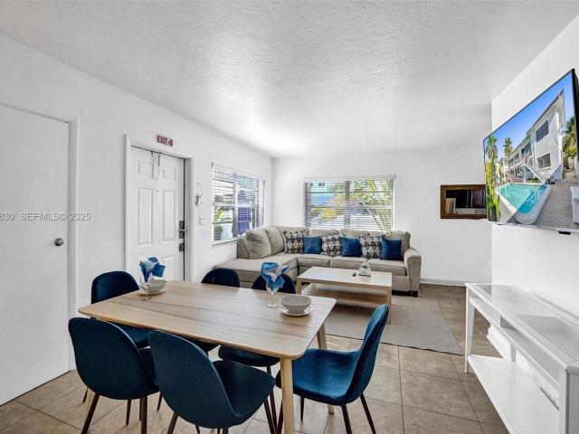 335 Desoto St, Hollywood, US, FL